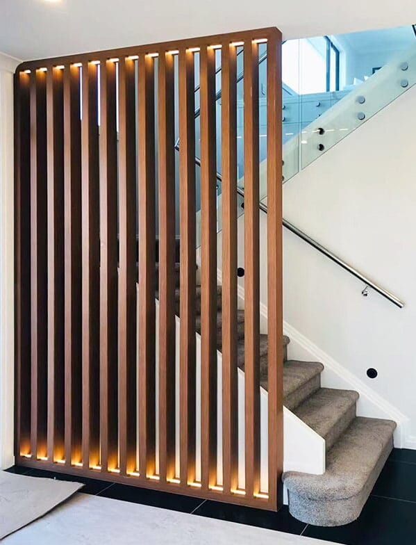 Durable Timber Screening Solutions Top Grade timber - NOVA INTERIOR